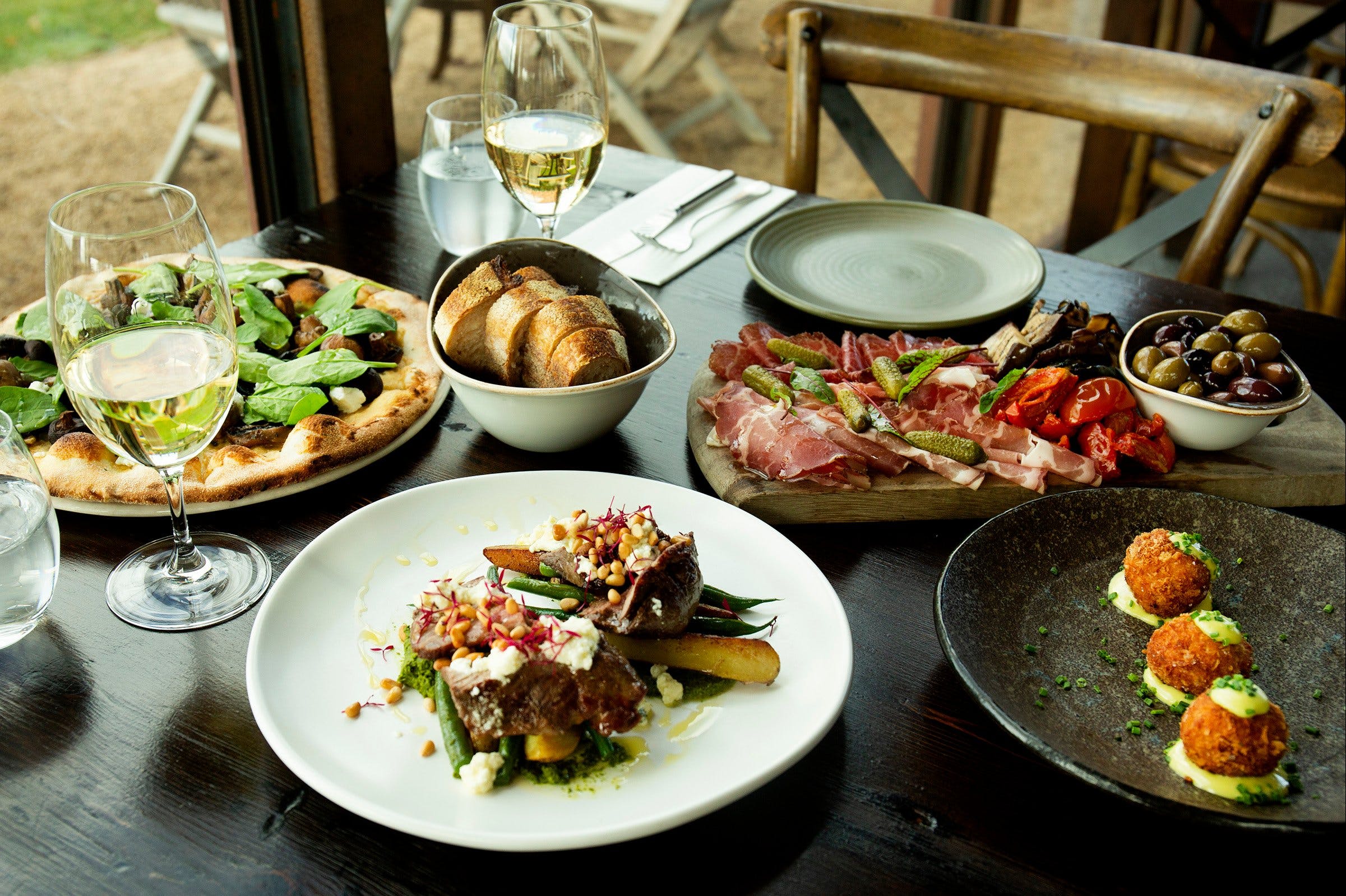 Meletos | Visit Yarra Valley & Dandenong Ranges